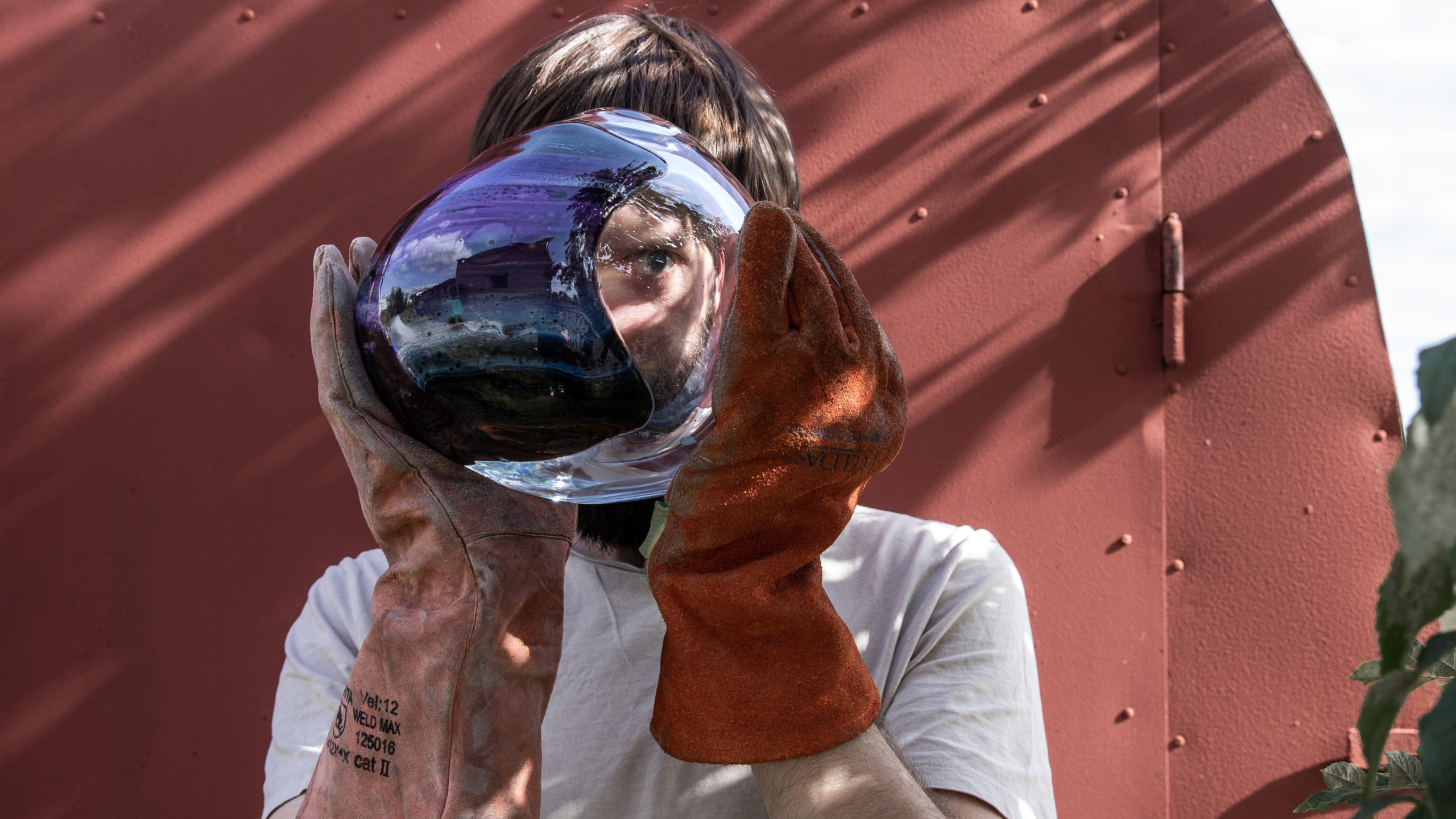 Páteční pětka / Sklář David Valner ve víkendovém dotazníku – Selectedmag